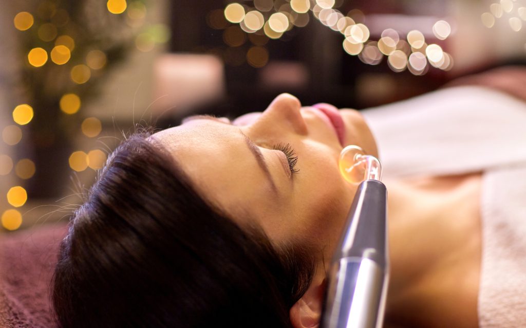 Complete Guide to Oxygen Facials: Benefits, Process & Care – Perfect ...